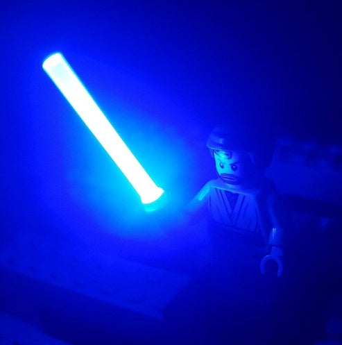 Light-Up Space Blades – LEGO_Empire